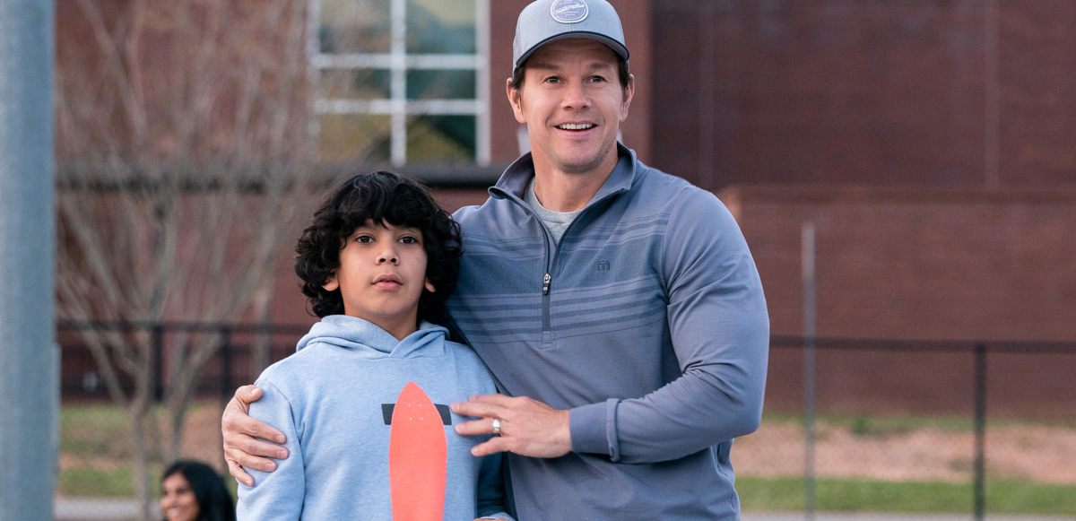 Non-Review Review: Instant Family | the m0vie blog