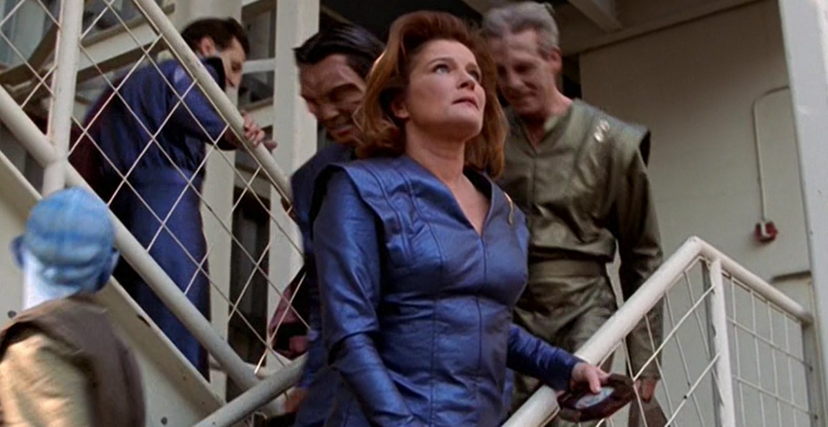 Star Trek: Voyager – Workforce, Part I (Review) | the m0vie blog